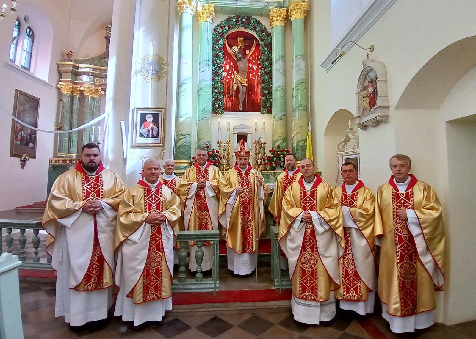 Viļānu baznīca - Svētā Krusta svētvieta - Katolis.lv